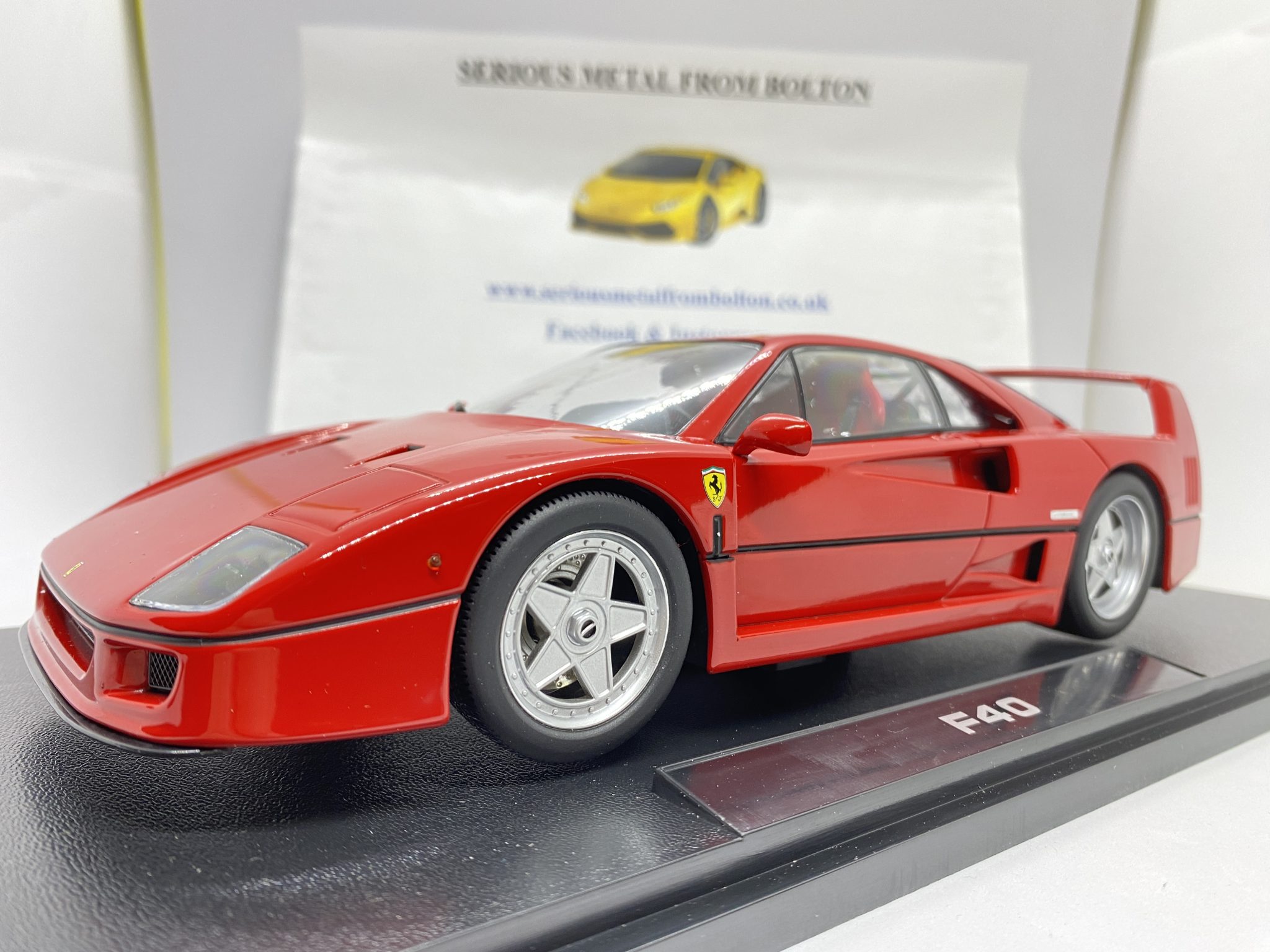 KK SCALE 180694R FERRARI F40 RED (RED SEATS) 1:18 SCALE – Serious Metal ...